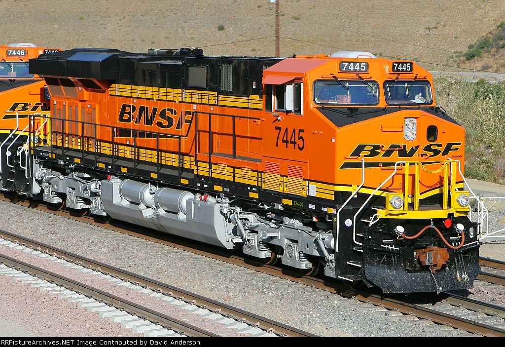 BNSF 7445